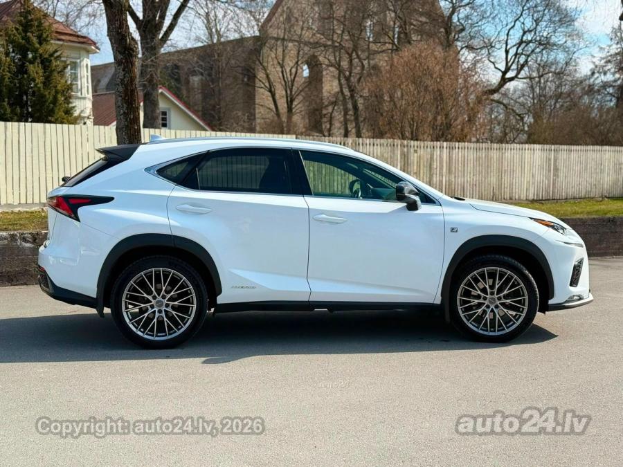 Balts Lexus NX 2018 Tallina, ar dzinēja tilpumu 2.50 L un nobraukumu 268 tūkst. km par 26000 €, foto 6 vietnē AUTOMOTO.COM.LV