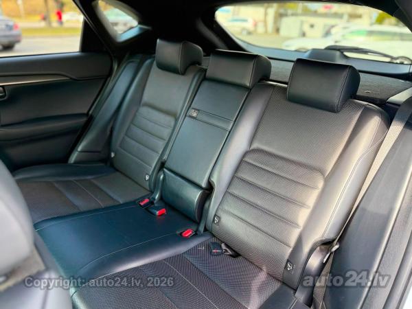 Balts Lexus NX 2018 Tallina, ar dzinēja tilpumu 2.50 L un nobraukumu 268 tūkst. km par 26000 €, foto 8 vietnē AUTOMOTO.COM.LV