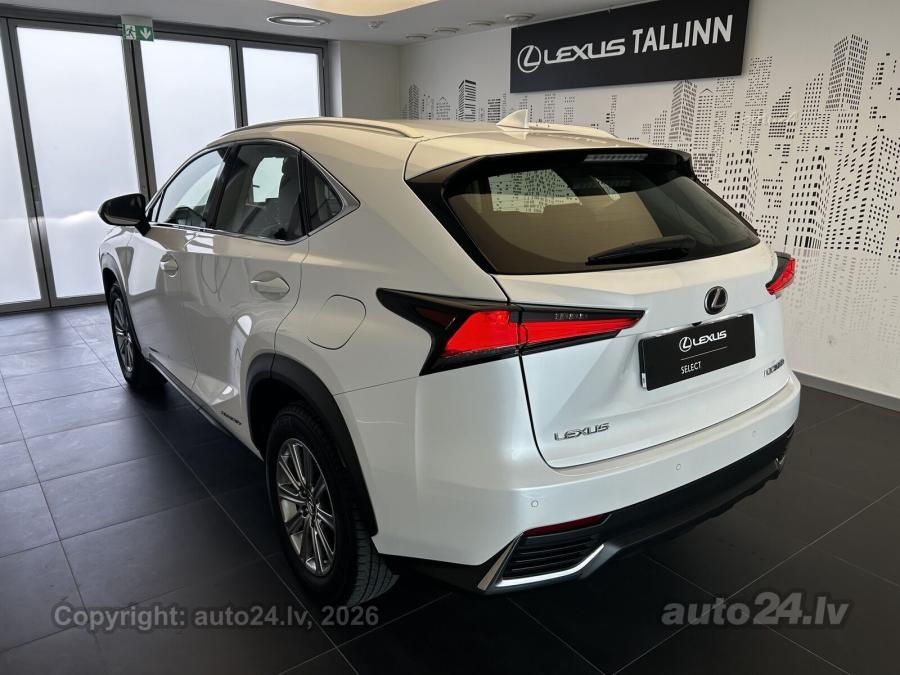 White Lexus NX 2019 in Tallinn, with an engine capacity of 2.50 L and mileage of 50 thousand km for 28900 €, photo 3 on AUTOMOTO.COM.LV