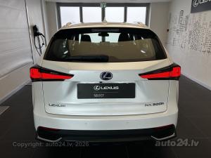 White Lexus NX 2019 in Tallinn, with an engine capacity of 2.50 L and mileage of 50 thousand km for 28900 €, photo 4 on AUTOMOTO.COM.LV
