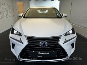 White Lexus NX 2019 in Tallinn, with an engine capacity of 2.50 L and mileage of 50 thousand km for 28900 €, photo 5 on AUTOMOTO.COM.LV