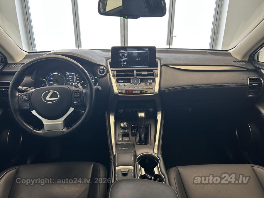White Lexus NX 2019 in Tallinn, with an engine capacity of 2.50 L and mileage of 50 thousand km for 28900 €, photo 11 on AUTOMOTO.COM.LV