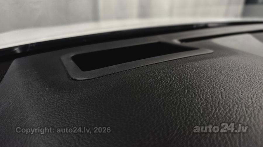 Белый Лексус НХ 2019 в Таллин, объемом двигателя 2.50 л и пробегом 71 тыс. км за 31995 €, фото 22 на AUTOMOTO.COM.LV