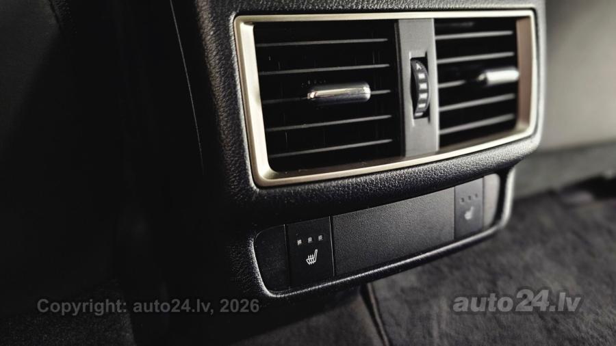 Белый Лексус НХ 2019 в Таллин, объемом двигателя 2.50 л и пробегом 71 тыс. км за 31995 €, фото 30 на AUTOMOTO.COM.LV