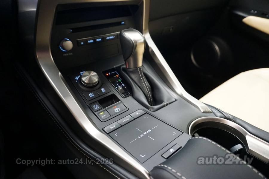 Balts Lexus NX 2021 Tartu, ar dzinēja tilpumu 2.50 L un nobraukumu 104 tūkst. km par 28990 €, foto 18 vietnē AUTOMOTO.COM.LV