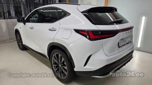 Balts Lexus NX 2023 Tallina, ar dzinēja tilpumu 2.50 L un nobraukumu 9 tūkst. km par 54995 €, foto 4 vietnē AUTOMOTO.COM.LV