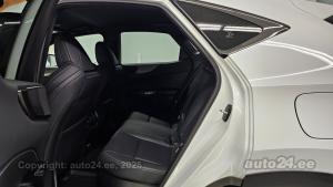 Balts Lexus NX 2023 Tallina, ar dzinēja tilpumu 2.50 L un nobraukumu 9 tūkst. km par 54995 €, foto 12 vietnē AUTOMOTO.COM.LV
