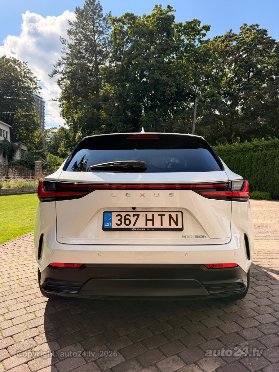 White Lexus NX 2023 in Tallinn, with an engine capacity of 2.50 L and mileage of 64 thousand km for 49000 €, photo 5 on AUTOMOTO.COM.LV