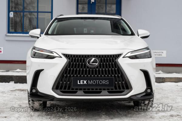 Balts Lexus NX 2025 Tallina, ar dzinēja tilpumu 0.00 L un nobraukumu 6 tūkst. km par 59800 €, foto 2 vietnē AUTOMOTO.COM.LV