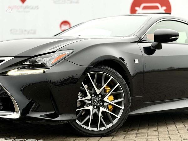 Black Lexus RC 300h 2016 in Taurage, with an engine capacity of 2.50 L and mileage of 398 thousand km for 17500 €, photo 8 on AUTOMOTO.COM.LV