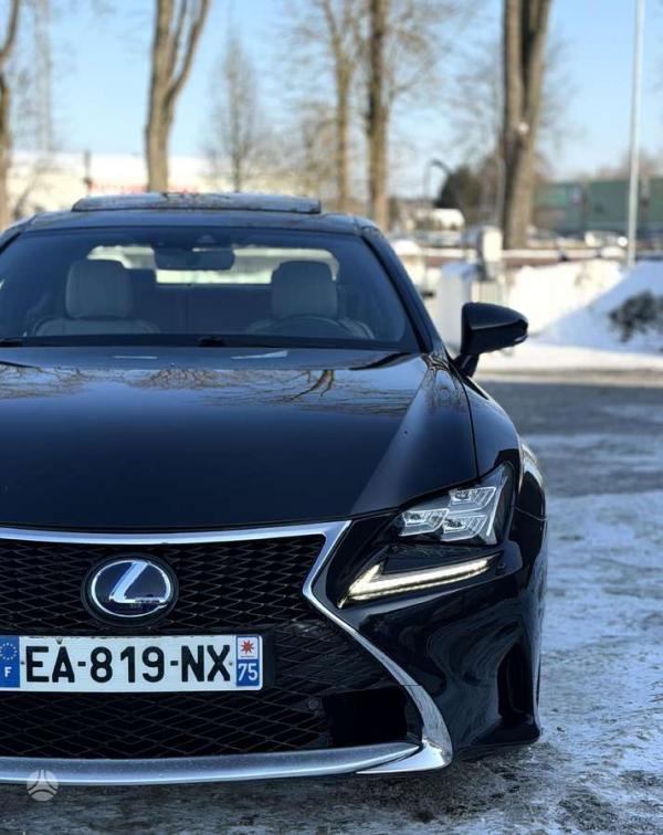 Melns Lexus RC 300h 2016 Tauragė, ar dzinēja tilpumu 2.49 L un nobraukumu 147 tūkst. km par 15800 €, foto 4 vietnē AUTOMOTO.COM.LV