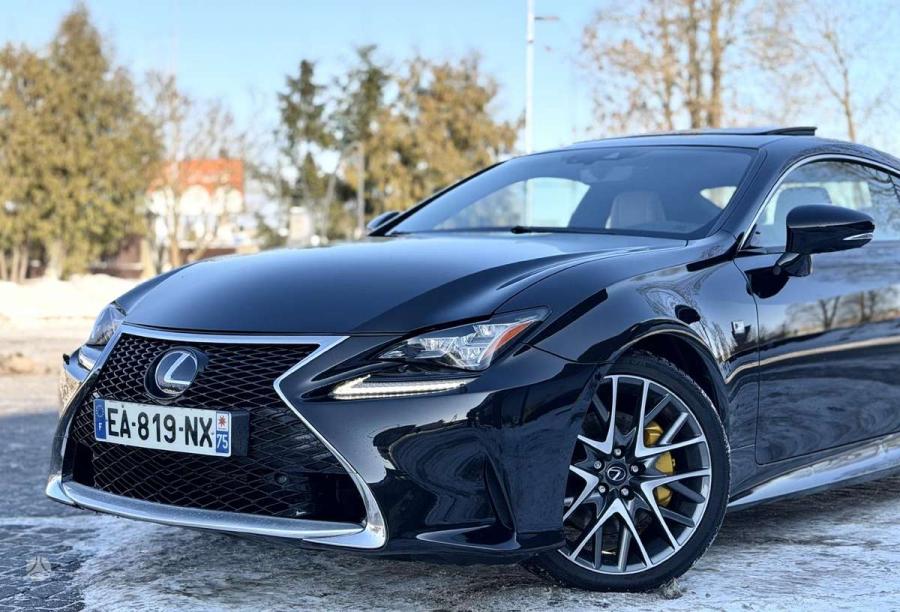 Black Lexus RC 300h 2016 in Taurage, with an engine capacity of 2.49 L and mileage of 147 thousand km for 15800 €, photo 8 on AUTOMOTO.COM.LV