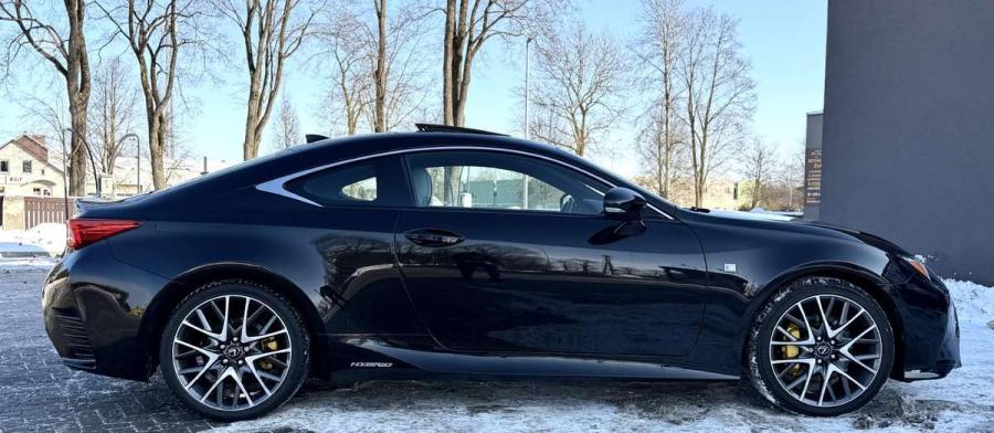Black Lexus RC 300h 2016 in Taurage, with an engine capacity of 2.49 L and mileage of 147 thousand km for 15800 €, photo 12 on AUTOMOTO.COM.LV