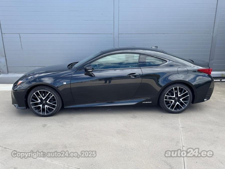 Black Lexus RC 300h 2018 in Tallinn, with an engine capacity of 2.50 L and mileage of 169 thousand km for 27900 €, photo 7 on AUTOMOTO.COM.LV