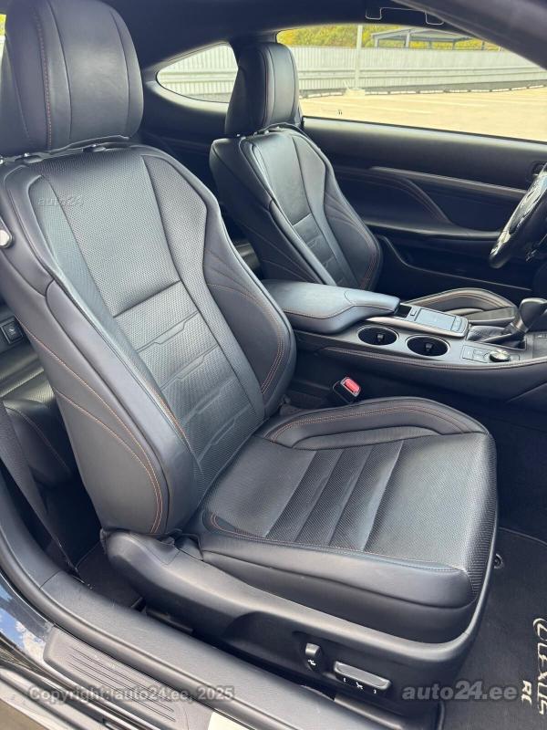 Melns Lexus RC 300h 2018 Tallina, ar dzinēja tilpumu 2.50 L un nobraukumu 169 tūkst. km par 27900 €, foto 11 vietnē AUTOMOTO.COM.LV