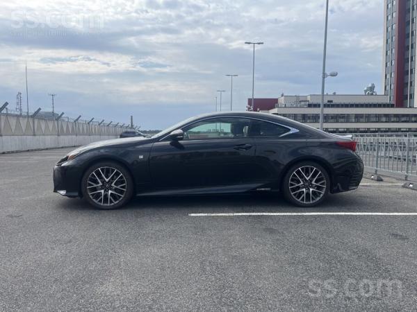 Black Lexus RC 2017 in Riga, with an engine capacity of 2.50 L and mileage of 78 thousand km for 24800 €, photo 6 on AUTOMOTO.COM.LV