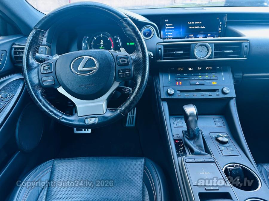 Melns Lexus RC 2018 Tallina, ar dzinēja tilpumu 2.50 L un nobraukumu 186 tūkst. km par 24900 €, foto 17 vietnē AUTOMOTO.COM.LV
