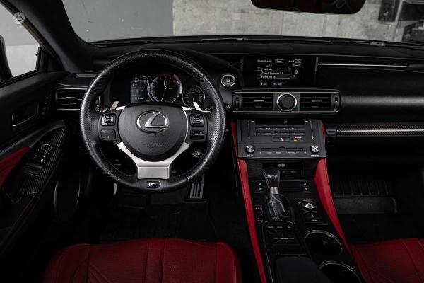 Melns Lexus RC-F 2016 Viļņa, ar dzinēja tilpumu 4.97 L un nobraukumu 188 tūkst. km par 33900 €, foto 4 vietnē AUTOMOTO.COM.LV