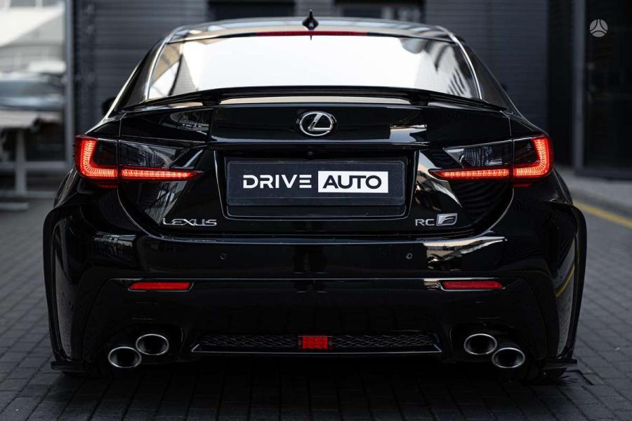 Melns Lexus RC-F 2016 Viļņa, ar dzinēja tilpumu 4.97 L un nobraukumu 188 tūkst. km par 33900 €, foto 10 vietnē AUTOMOTO.COM.LV