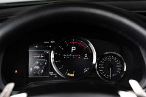 Melns Lexus RC-F 2016 Viļņa, ar dzinēja tilpumu 4.97 L un nobraukumu 188 tūkst. km par 33900 €, foto 16 vietnē AUTOMOTO.COM.LV