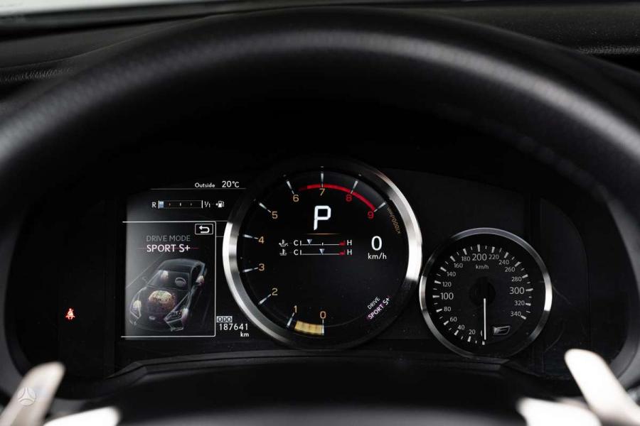 Melns Lexus RC-F 2016 Viļņa, ar dzinēja tilpumu 4.97 L un nobraukumu 188 tūkst. km par 33900 €, foto 16 vietnē AUTOMOTO.COM.LV