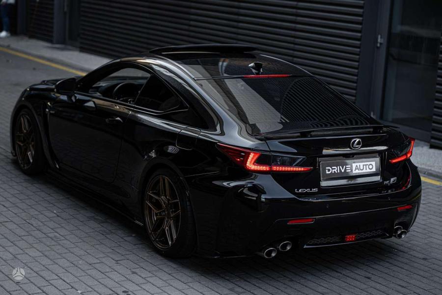 Melns Lexus RC-F 2016 Viļņa, ar dzinēja tilpumu 4.97 L un nobraukumu 188 tūkst. km par 33900 €, foto 20 vietnē AUTOMOTO.COM.LV