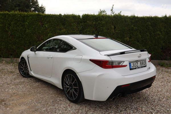 White Lexus RC-F 2015 in Alytus, with an engine capacity of 5.00 L and mileage of 44 thousand km for 35800 €, photo 3 on AUTOMOTO.COM.LV