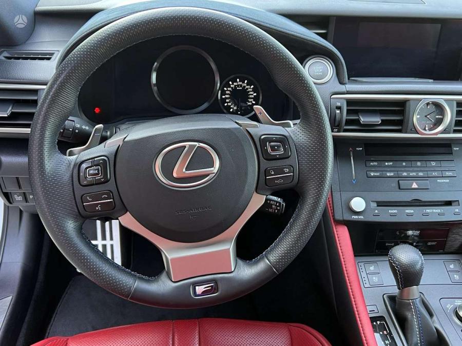 Белый Лексус RC-F 2017 в Паневежис, объемом двигателя 4.97 л и пробегом 63 тыс. км за 39000 €, фото 12 на AUTOMOTO.COM.LV