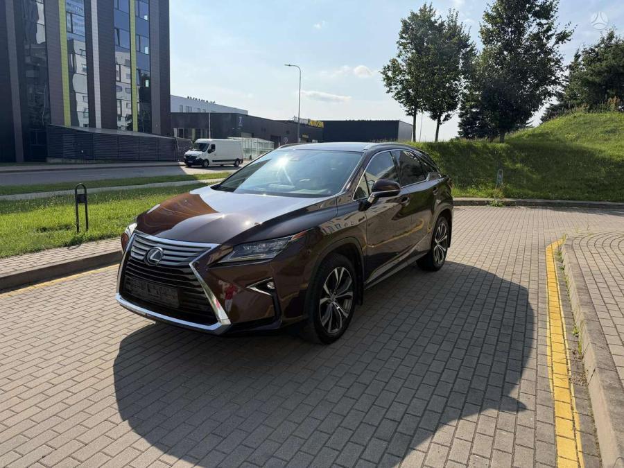 Красный Лексус RX 200t 2016 в Вильнюс, объемом двигателя 2.00 л и пробегом 203 тыс. км за 19800 €, фото 11 на AUTOMOTO.COM.LV