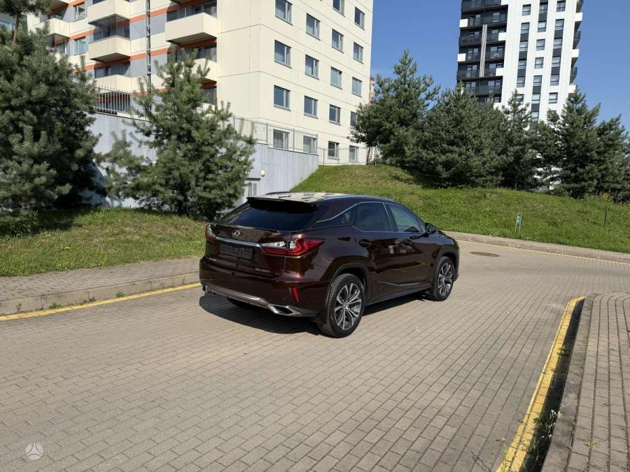 Красный Лексус RX 200t 2016 в Вильнюс, объемом двигателя 2.00 л и пробегом 203 тыс. км за 19800 €, фото 13 на AUTOMOTO.COM.LV