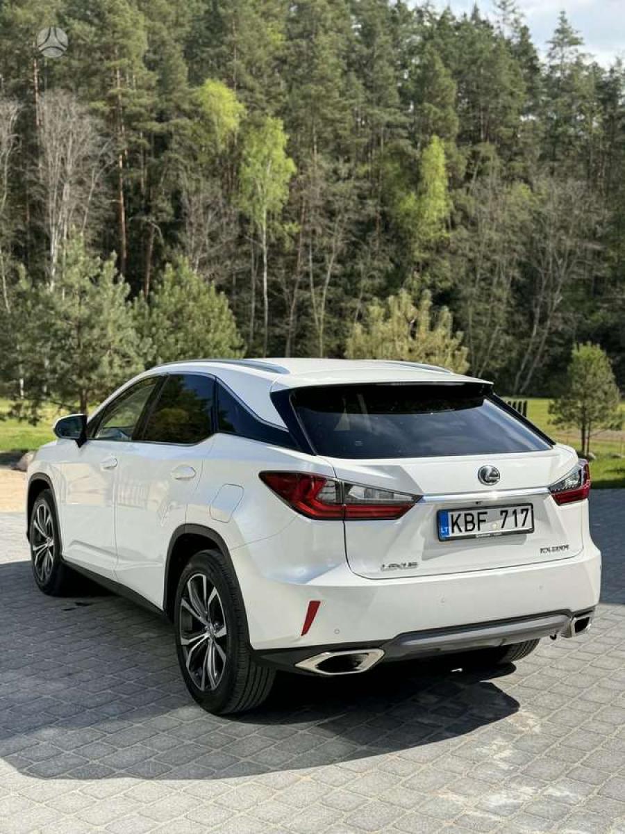 Balts Lexus RX 200t 2017 Viļņa, ar dzinēja tilpumu 2.00 L un nobraukumu 146 tūkst. km par 25000 €, foto 4 vietnē AUTOMOTO.COM.LV