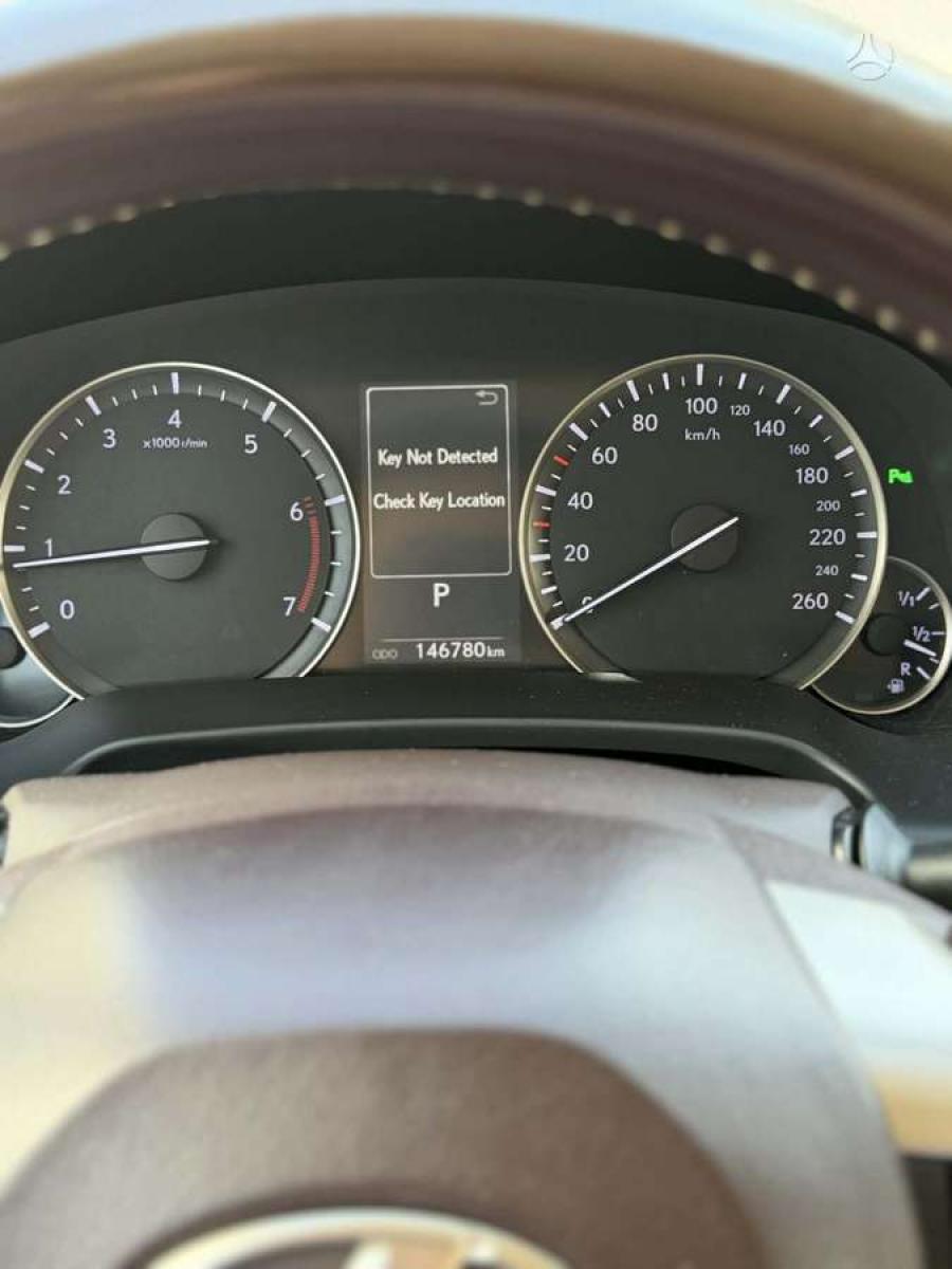 Balts Lexus RX 200t 2017 Viļņa, ar dzinēja tilpumu 2.00 L un nobraukumu 146 tūkst. km par 25000 €, foto 15 vietnē AUTOMOTO.COM.LV