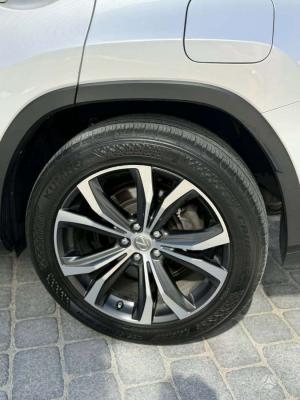 Balts Lexus RX 200t 2017 Viļņa, ar dzinēja tilpumu 2.00 L un nobraukumu 146 tūkst. km par 25000 €, foto 16 vietnē AUTOMOTO.COM.LV