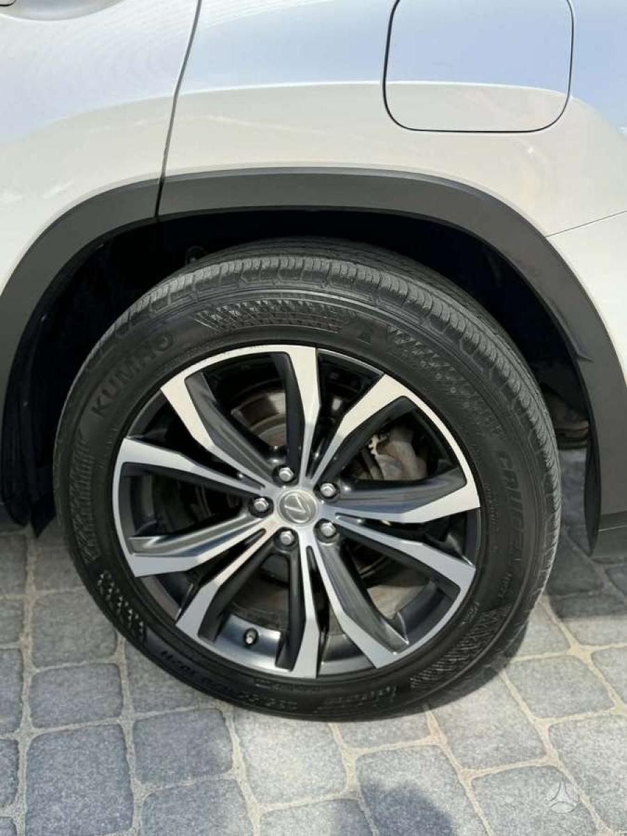 Balts Lexus RX 200t 2017 Viļņa, ar dzinēja tilpumu 2.00 L un nobraukumu 146 tūkst. km par 25000 €, foto 16 vietnē AUTOMOTO.COM.LV