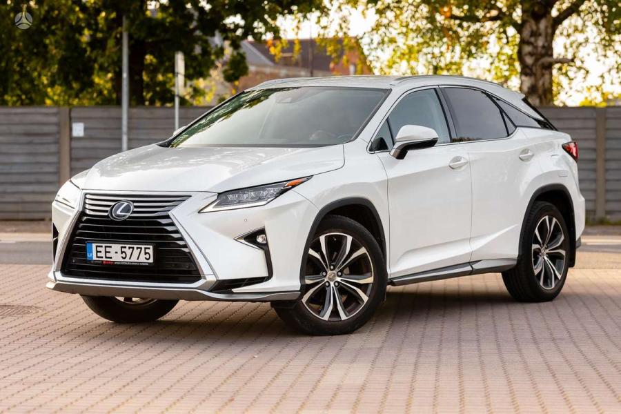 White Lexus RX 200t 2017 in Jelgava, with an engine capacity of 2.00 L and mileage of 183 thousand km for 23090 €, photo 4 on AUTOMOTO.COM.LV