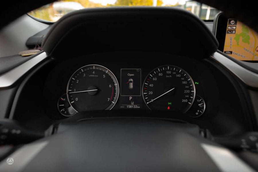 White Lexus RX 200t 2017 in Jelgava, with an engine capacity of 2.00 L and mileage of 183 thousand km for 23090 €, photo 19 on AUTOMOTO.COM.LV