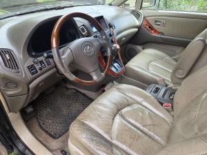 Melns Lexus RX 300 2001 Viļņa, ar dzinēja tilpumu 3.00 L un nobraukumu 220 tūkst. km par 1100 €, foto 9 vietnē AUTOMOTO.COM.LV