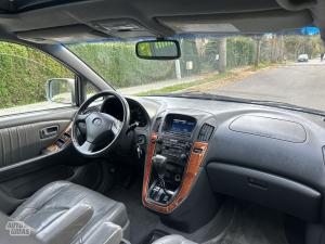 Lexus RX 300 1999 in Vilnius, with an engine capacity of 3.00 L and mileage of 221 thousand km for 3900 €, photo 13 on AUTOMOTO.COM.LV