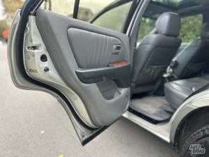 Lexus RX 300 1999 in Vilnius, with an engine capacity of 3.00 L and mileage of 221 thousand km for 3900 €, photo 17 on AUTOMOTO.COM.LV