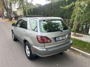 Lexus RX 300 1999 in Vilnius, with an engine capacity of 3.00 L and mileage of 221 thousand km for 3900 €, photo 27 on AUTOMOTO.COM.LV