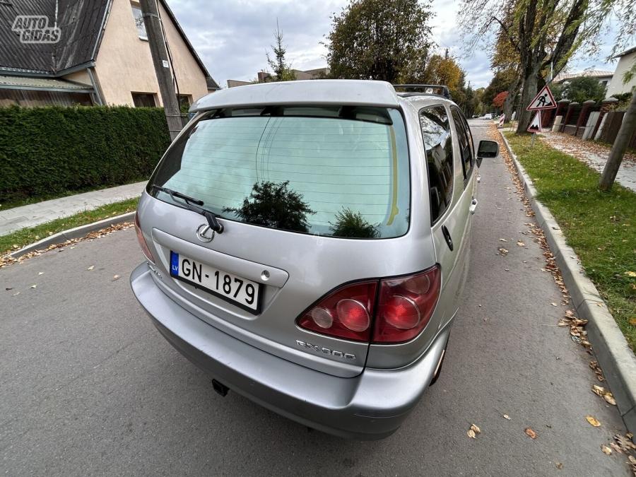 Lexus RX 300 1999 in Vilnius, with an engine capacity of 3.00 L and mileage of 221 thousand km for 3900 €, photo 30 on AUTOMOTO.COM.LV