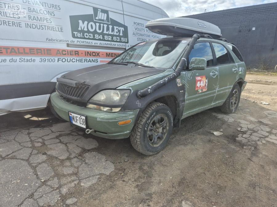 Lexus RX 300 2001 in Kaunas, with an engine capacity of 3.00 L and mileage of 265 thousand km for 1000 €, photo 4 on AUTOMOTO.COM.LV