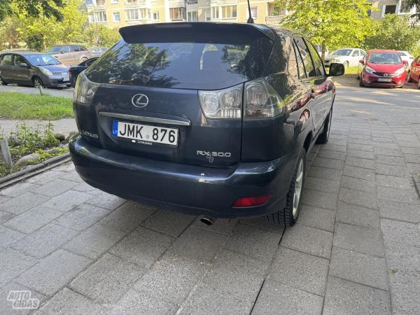 Lexus RX 300 2005 in Vilnius, with an engine capacity of 3.00 L and mileage of 396 thousand km for 3150 €, photo 7 on AUTOMOTO.COM.LV