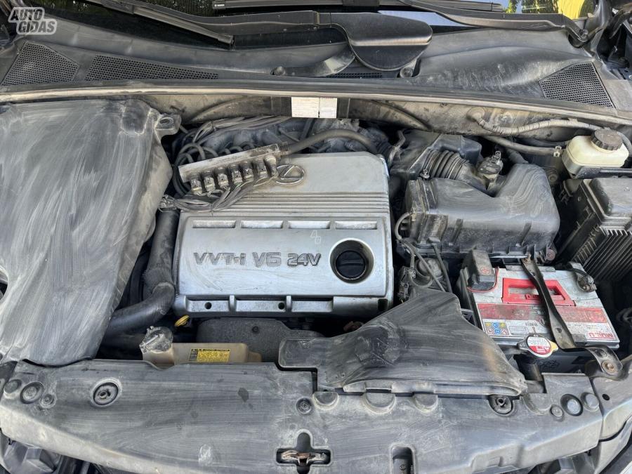 Lexus RX 300 2005 Viļņa, ar dzinēja tilpumu 3.00 L un nobraukumu 396 tūkst. km par 3150 €, foto 18 vietnē AUTOMOTO.COM.LV