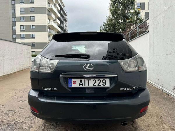 Zaļš Lexus RX 300 2005 Viļņa, ar dzinēja tilpumu 3.00 L un nobraukumu 300 tūkst. km par 3000 €, foto 7 vietnē AUTOMOTO.COM.LV