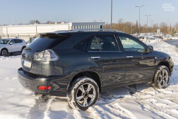 Grey Lexus RX 300 2004 in Klaipeda, with an engine capacity of 3.00 L and mileage of 287 thousand km for 2400 €, photo 8 on AUTOMOTO.COM.LV