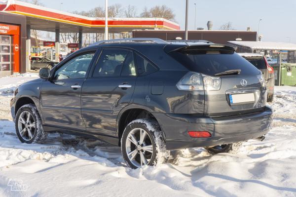 Grey Lexus RX 300 2004 in Klaipeda, with an engine capacity of 3.00 L and mileage of 287 thousand km for 2400 €, photo 10 on AUTOMOTO.COM.LV