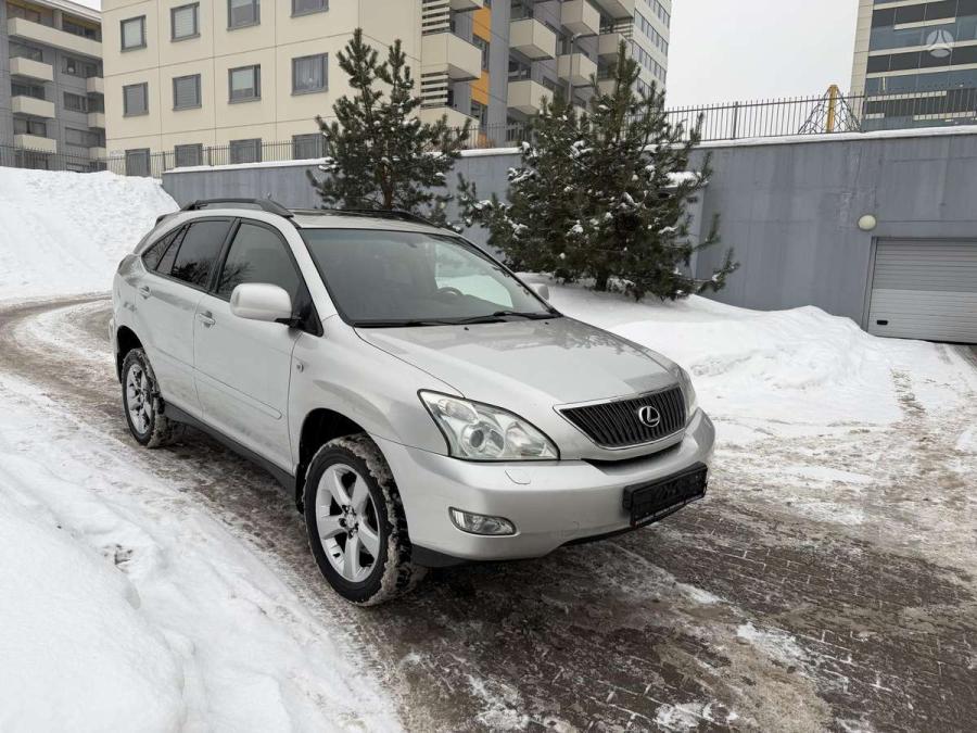Pelēks Lexus RX 300 2004 Viļņa, ar dzinēja tilpumu 3.00 L un nobraukumu 279 tūkst. km par 3500 €, foto 5 vietnē AUTOMOTO.COM.LV