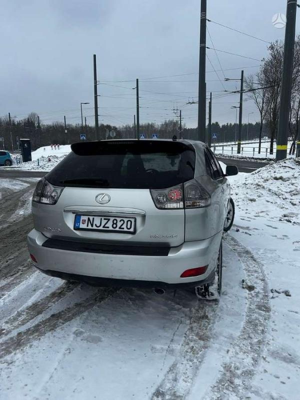 Grey Lexus RX 300 2004 in Vilnius, with an engine capacity of 3.00 L and mileage of 245 thousand km for 3600 €, photo 3 on AUTOMOTO.COM.LV