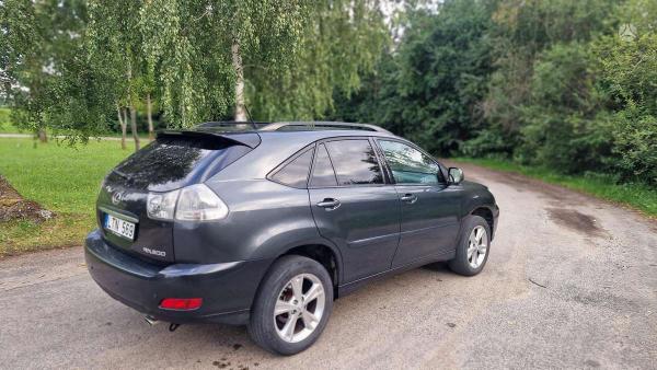 Pelēks Lexus RX 300 2004 Šauļi, ar dzinēja tilpumu 3.00 L un nobraukumu 312 tūkst. km par 2950 €, foto 1 vietnē AUTOMOTO.COM.LV